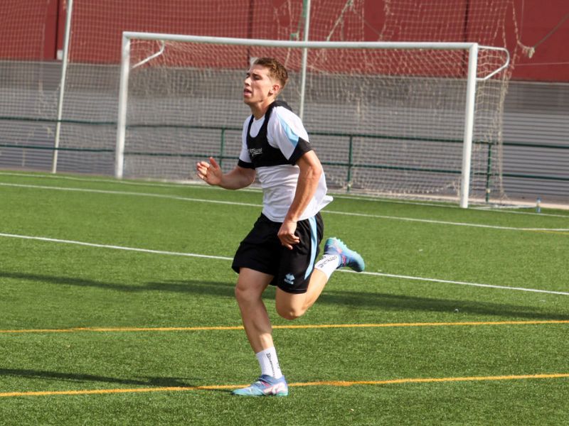 Antoni Fenollar, renovado y cedido al Atzeneta UE | Fundació Albinegra